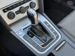 Pelēks Volkswagen Passat 2015 Vilkaviškis, ar dzinēja tilpumu 2.00 L un nobraukumu 223 tūkst. km par 8900 €, foto 15 vietnē AUTOMOTO.COM.LV