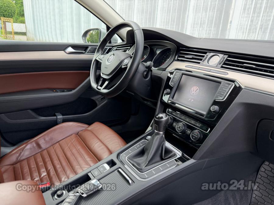 Pelēks Volkswagen Passat 2015 Paide, ar dzinēja tilpumu 1.60 L un nobraukumu 266 tūkst. km par 10390 €, foto 11 vietnē AUTOMOTO.COM.LV