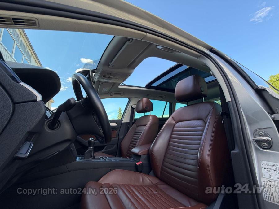 Pelēks Volkswagen Passat 2015 Paide, ar dzinēja tilpumu 1.60 L un nobraukumu 266 tūkst. km par 10390 €, foto 23 vietnē AUTOMOTO.COM.LV
