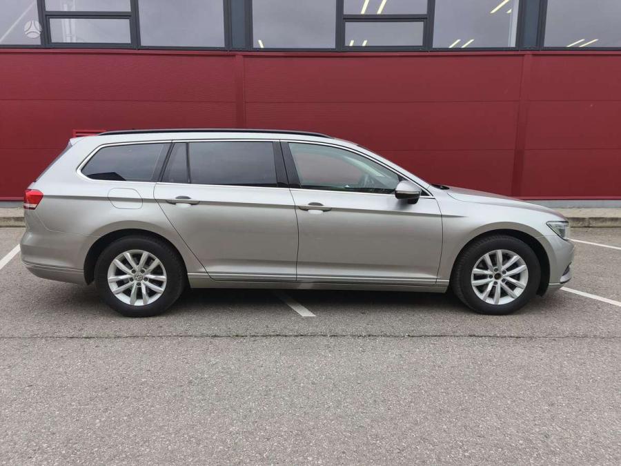Grey Volkswagen Passat 2015 in Kaunas, with an engine capacity of 1.97 L and mileage of 277 thousand km for 7950 €, photo 5 on AUTOMOTO.COM.LV