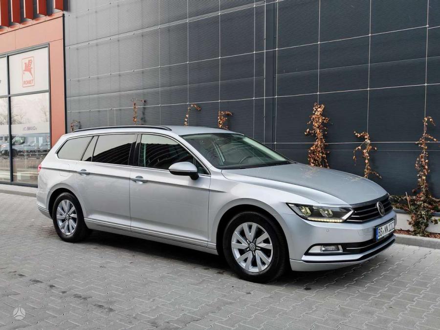 Grey Volkswagen Passat 2015 in Klaipeda, with an engine capacity of 1.97 L and mileage of 300 thousand km for 7950 €, photo 14 on AUTOMOTO.COM.LV