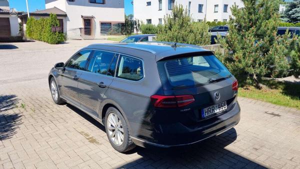 Grey Volkswagen Passat 2015 in Kaunas, with an engine capacity of 1.40 L and mileage of 198 thousand km for 8500 €, photo 3 on AUTOMOTO.COM.LV
