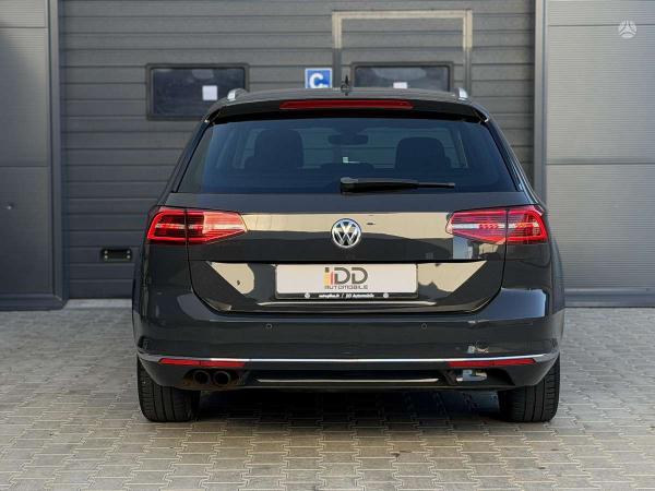 Pelēks Volkswagen Passat 2015 Kauņa, ar dzinēja tilpumu 1.97 L un nobraukumu 254 tūkst. km par 11990 €, foto 9 vietnē AUTOMOTO.COM.LV