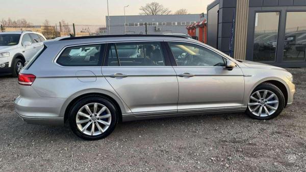 Pelēks Volkswagen Passat 2015 Marijampole, ar dzinēja tilpumu 1.40 L un nobraukumu 325 tūkst. km par 7690 €, foto 7 vietnē AUTOMOTO.COM.LV