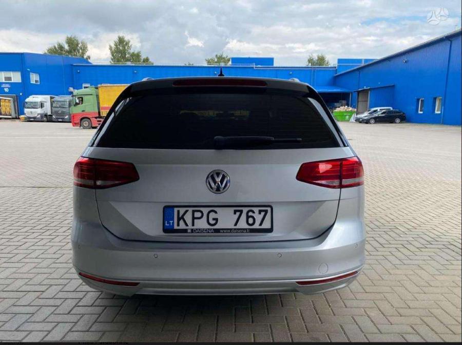 Pelēks Volkswagen Passat 2015 Kauņa, ar dzinēja tilpumu 1.97 L un nobraukumu 246 tūkst. km par 8300 €, foto 6 vietnē AUTOMOTO.COM.LV