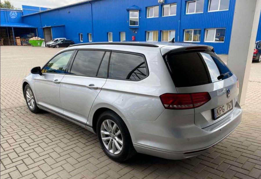 Pelēks Volkswagen Passat 2015 Kauņa, ar dzinēja tilpumu 1.97 L un nobraukumu 246 tūkst. km par 8300 €, foto 7 vietnē AUTOMOTO.COM.LV