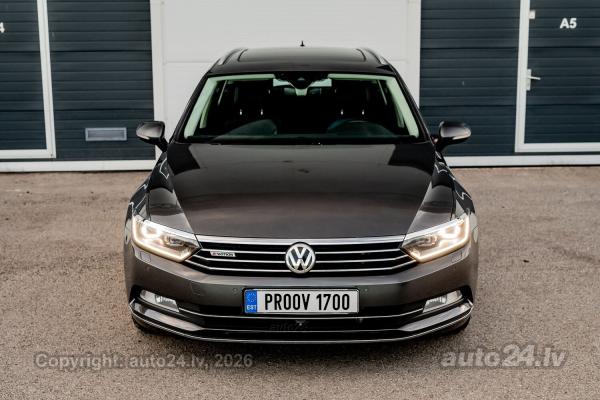 Grey Volkswagen Passat 2015 in Parnu, with an engine capacity of 2.00 L and mileage of 245 thousand km for 11999 €, photo 9 on AUTOMOTO.COM.LV