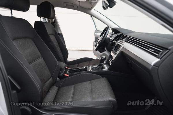 Pelēks Volkswagen Passat 2015 Tallina, ar dzinēja tilpumu 1.60 L un nobraukumu 281 tūkst. km par 8499 €, foto 10 vietnē AUTOMOTO.COM.LV