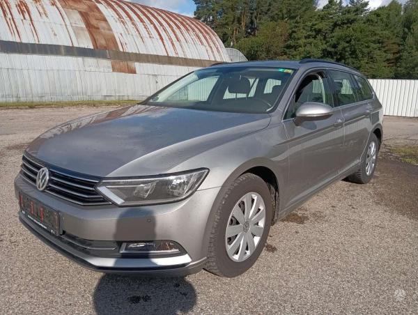 Grey Volkswagen Passat 2015 in Utena, with an engine capacity of 1.97 L and mileage of 206 thousand km for 7650 €, photo 2 on AUTOMOTO.COM.LV