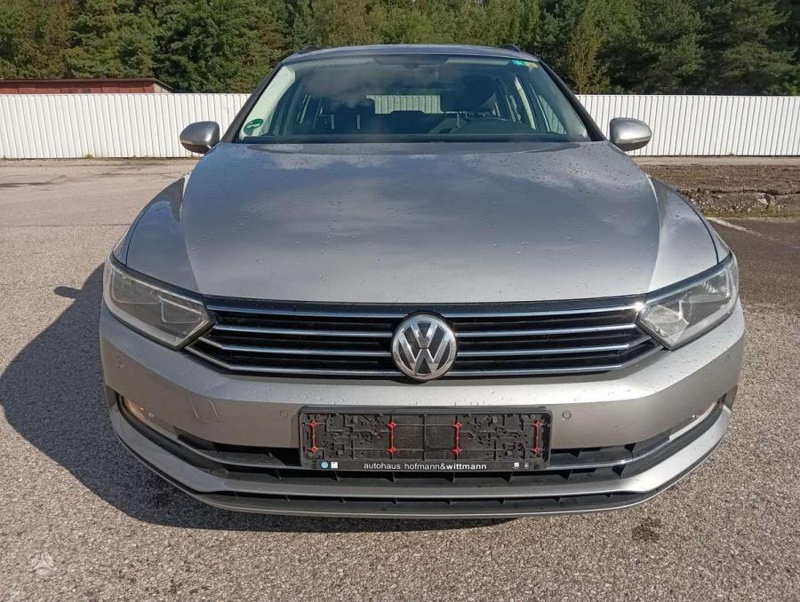 Pelēks Volkswagen Passat 2015 Utena, ar dzinēja tilpumu 1.97 L un nobraukumu 206 tūkst. km par 7650 €, foto 4 vietnē AUTOMOTO.COM.LV