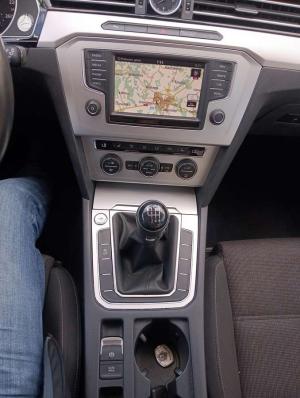 Pelēks Volkswagen Passat 2015 Utena, ar dzinēja tilpumu 1.97 L un nobraukumu 206 tūkst. km par 7650 €, foto 25 vietnē AUTOMOTO.COM.LV