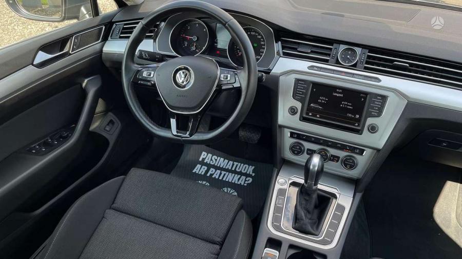 Pelēks Volkswagen Passat 2015 Marijampole, ar dzinēja tilpumu 1.98 L un nobraukumu 290 tūkst. km par 8490 €, foto 4 vietnē AUTOMOTO.COM.LV