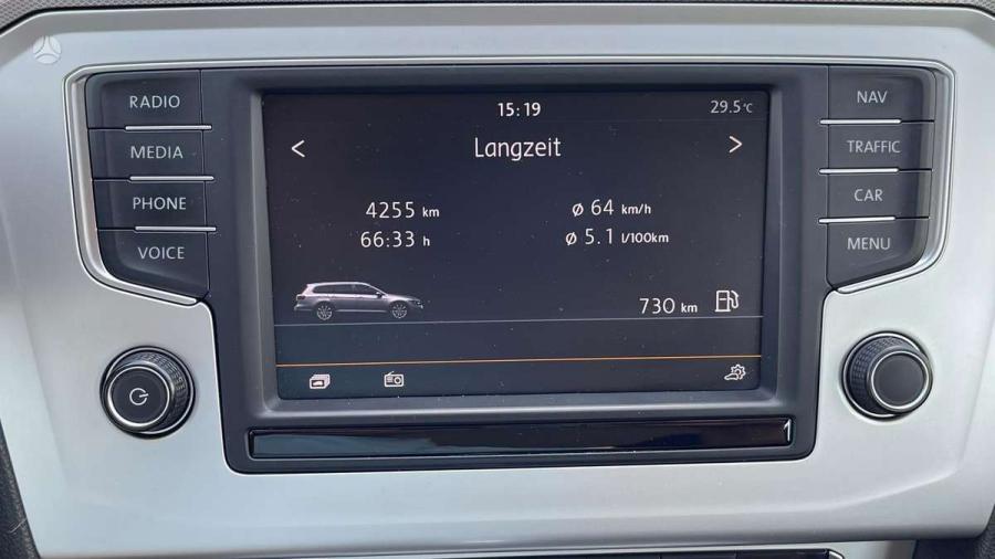 Pelēks Volkswagen Passat 2015 Marijampole, ar dzinēja tilpumu 1.98 L un nobraukumu 290 tūkst. km par 8490 €, foto 24 vietnē AUTOMOTO.COM.LV