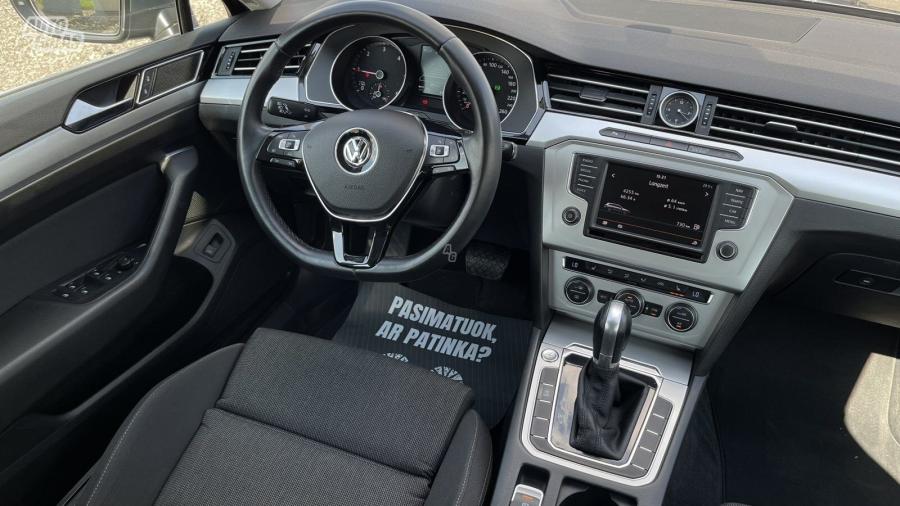 Pelēks Volkswagen Passat 2015 Marijampole, ar dzinēja tilpumu 2.00 L un nobraukumu 290 tūkst. km par 8490 €, foto 18 vietnē AUTOMOTO.COM.LV