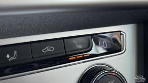 Pelēks Volkswagen Passat 2015 Marijampole, ar dzinēja tilpumu 2.00 L un nobraukumu 290 tūkst. km par 8490 €, foto 20 vietnē AUTOMOTO.COM.LV
