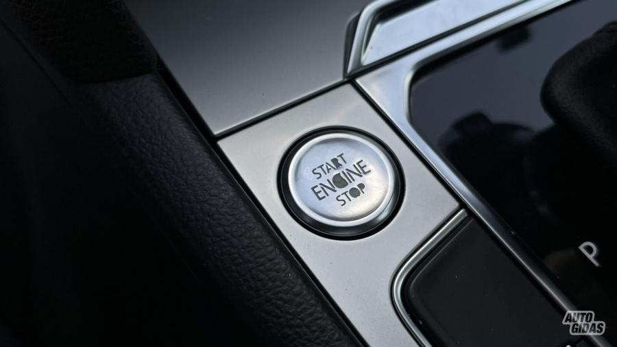 Pelēks Volkswagen Passat 2015 Marijampole, ar dzinēja tilpumu 2.00 L un nobraukumu 290 tūkst. km par 8490 €, foto 29 vietnē AUTOMOTO.COM.LV