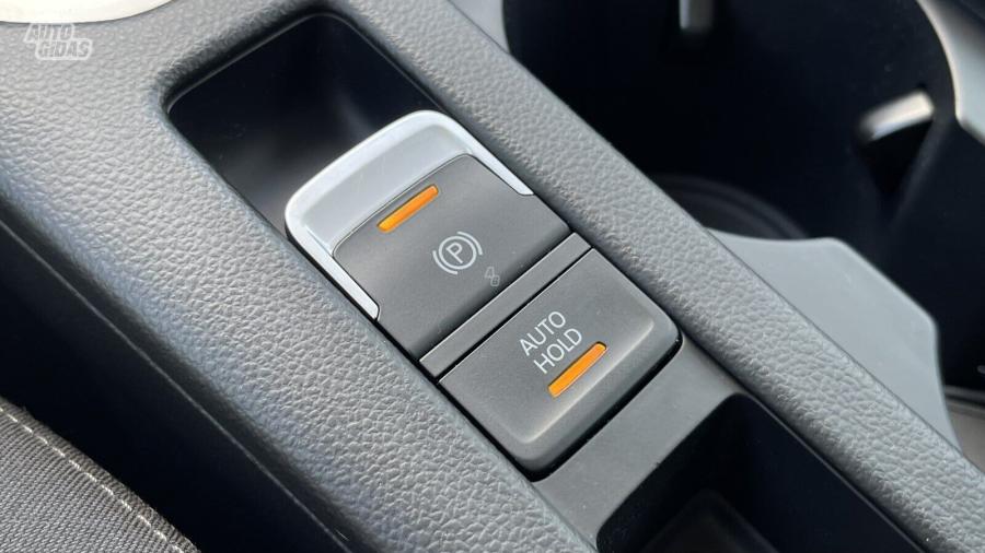 Pelēks Volkswagen Passat 2015 Marijampole, ar dzinēja tilpumu 2.00 L un nobraukumu 290 tūkst. km par 8490 €, foto 30 vietnē AUTOMOTO.COM.LV