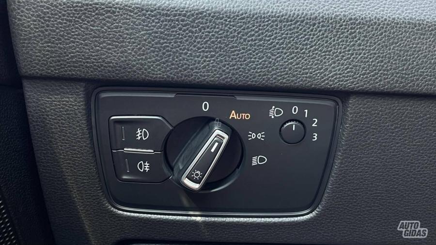 Pelēks Volkswagen Passat 2015 Marijampole, ar dzinēja tilpumu 2.00 L un nobraukumu 290 tūkst. km par 8490 €, foto 33 vietnē AUTOMOTO.COM.LV