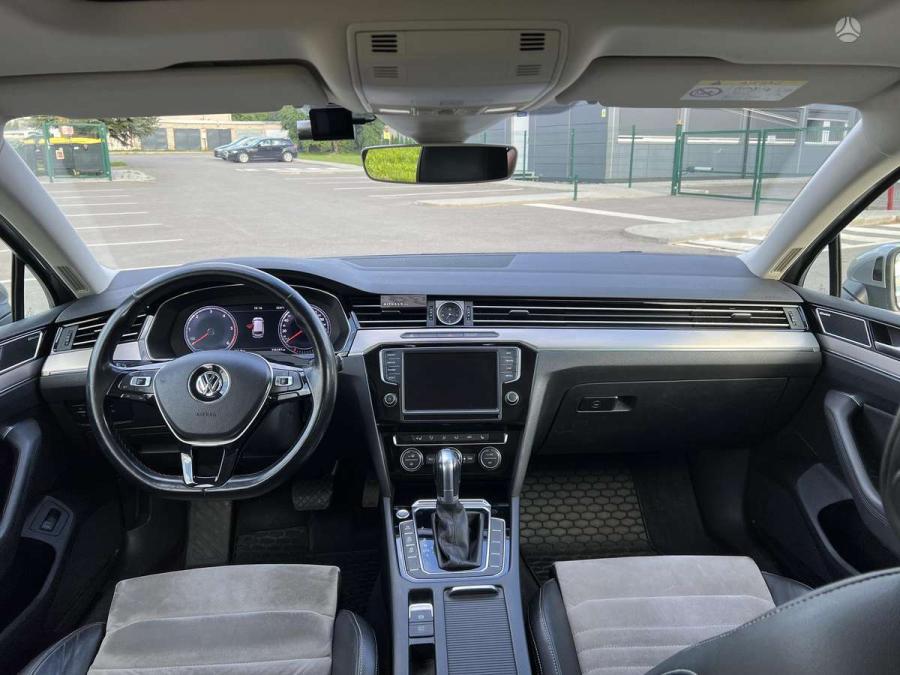 Pelēks Volkswagen Passat 2015 Kauņa, ar dzinēja tilpumu 1.97 L un nobraukumu 357 tūkst. km par 10500 €, foto 12 vietnē AUTOMOTO.COM.LV