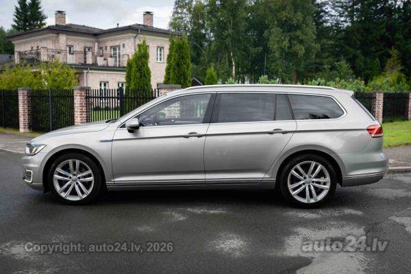 Pelēks Volkswagen Passat 2015 Tallina, ar dzinēja tilpumu 1.40 L un nobraukumu 230 tūkst. km par 8500 €, foto 2 vietnē AUTOMOTO.COM.LV