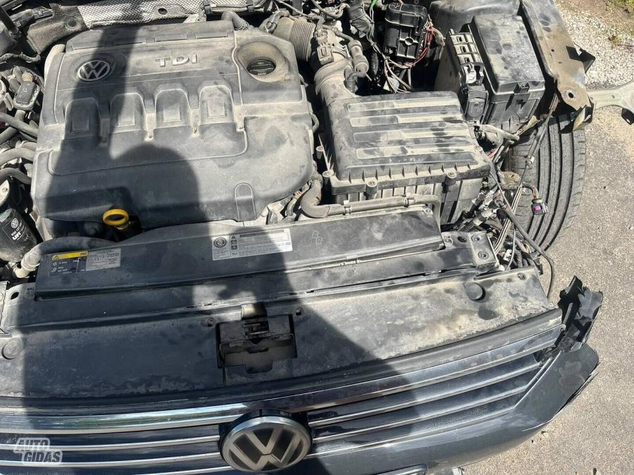 Pelēks Volkswagen Passat 2015 Šauļi, ar dzinēja tilpumu 1.60 L un nobraukumu 300 tūkst. km par 3900 €, foto 7 vietnē AUTOMOTO.COM.LV