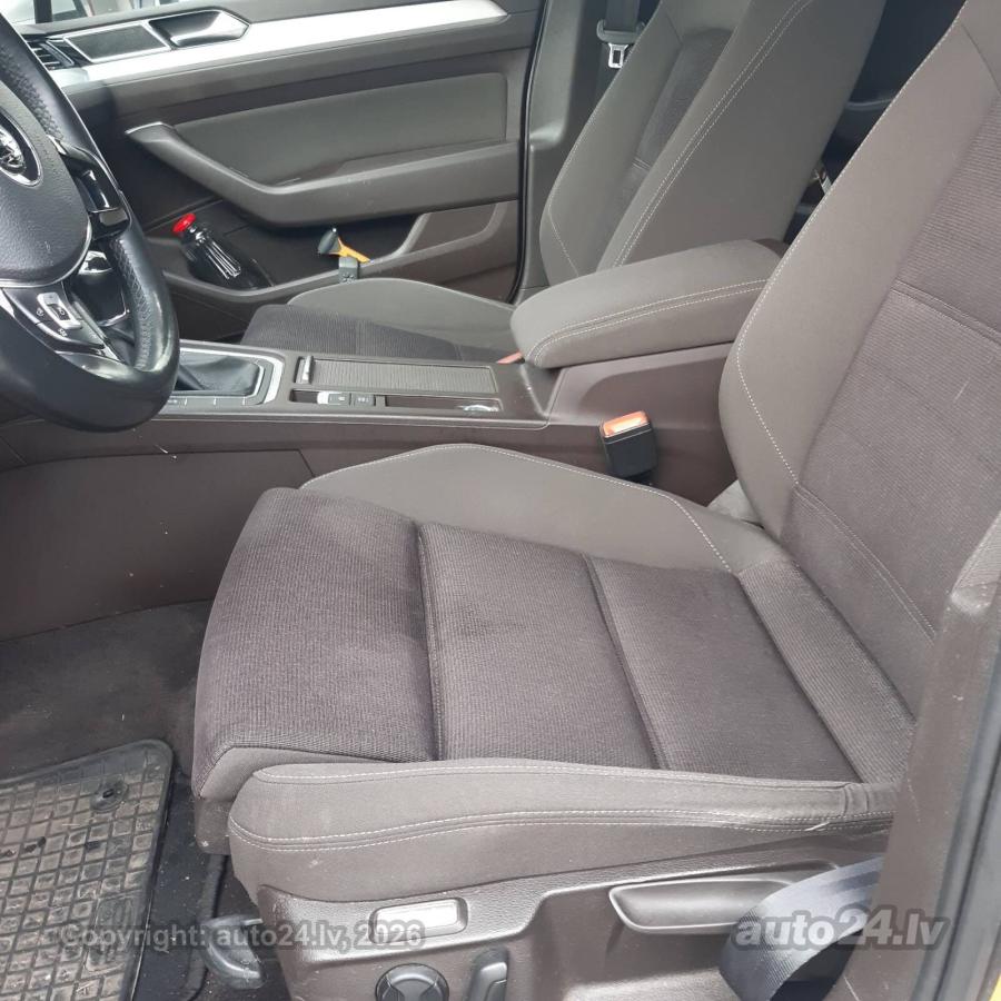 Pelēks Volkswagen Passat 2015 Tallina, ar dzinēja tilpumu 1.60 L un nobraukumu 267 tūkst. km par 7700 €, foto 9 vietnē AUTOMOTO.COM.LV