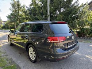 Grey Volkswagen Passat 2015 in Marijampole, with an engine capacity of 1.60 L and mileage of 264 thousand km for 6700 €, photo 8 on AUTOMOTO.COM.LV