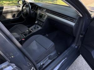 Grey Volkswagen Passat 2015 in Marijampole, with an engine capacity of 1.60 L and mileage of 264 thousand km for 6700 €, photo 14 on AUTOMOTO.COM.LV