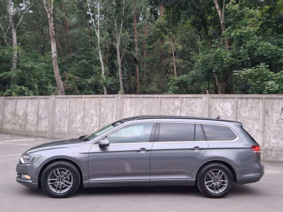 Pelēks Volkswagen Passat 2015 Viļņa, ar dzinēja tilpumu 1.97 L un nobraukumu 242 tūkst. km par 8900 €, foto 5 vietnē AUTOMOTO.COM.LV