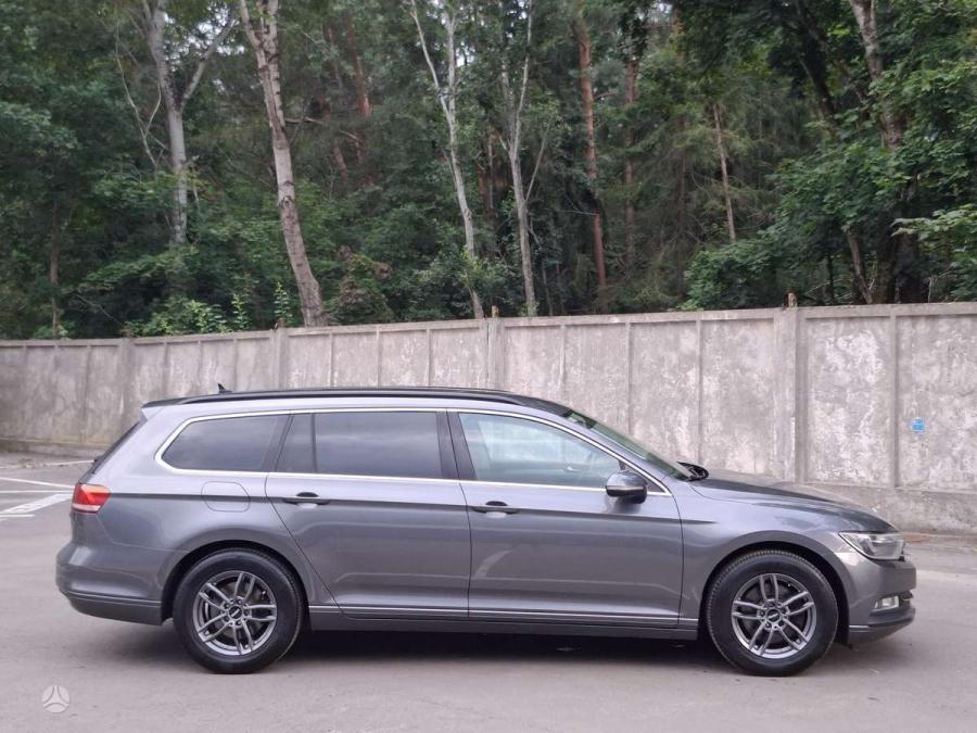 Pelēks Volkswagen Passat 2015 Viļņa, ar dzinēja tilpumu 1.97 L un nobraukumu 242 tūkst. km par 8900 €, foto 8 vietnē AUTOMOTO.COM.LV