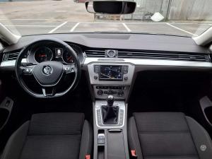 Pelēks Volkswagen Passat 2015 Viļņa, ar dzinēja tilpumu 1.97 L un nobraukumu 242 tūkst. km par 8900 €, foto 16 vietnē AUTOMOTO.COM.LV