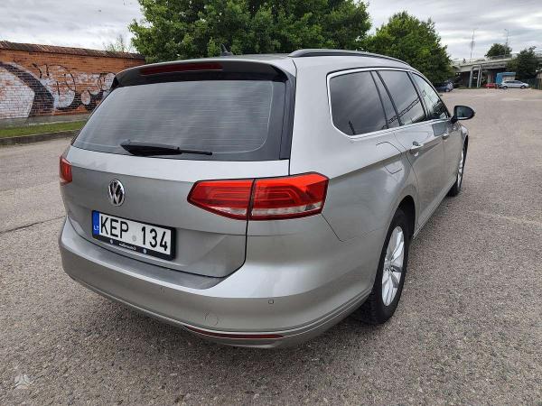 Pelēks Volkswagen Passat 2015 Šauļi, ar dzinēja tilpumu 2.00 L un nobraukumu 337 tūkst. km par 7500 €, foto 4 vietnē AUTOMOTO.COM.LV