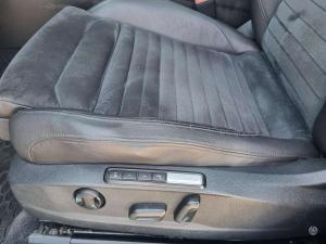 Grey Volkswagen Passat 2015 in Siauliai, with an engine capacity of 1.97 L and mileage of 268 thousand km for 11400 €, photo 18 on AUTOMOTO.COM.LV