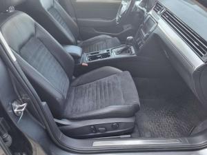 Grey Volkswagen Passat 2015 in Siauliai, with an engine capacity of 1.97 L and mileage of 268 thousand km for 11400 €, photo 27 on AUTOMOTO.COM.LV