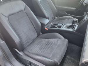 Grey Volkswagen Passat 2015 in Siauliai, with an engine capacity of 1.97 L and mileage of 268 thousand km for 11400 €, photo 28 on AUTOMOTO.COM.LV
