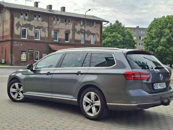 Grey Volkswagen Passat 2015 in Silute, with an engine capacity of 1.97 L and mileage of 380 thousand km for 5700 €, photo 9 on AUTOMOTO.COM.LV