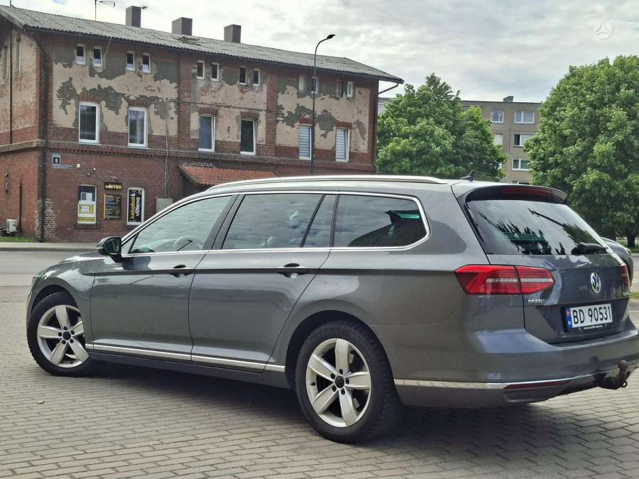 Grey Volkswagen Passat 2015 in Silute, with an engine capacity of 1.97 L and mileage of 380 thousand km for 5700 €, photo 10 on AUTOMOTO.COM.LV