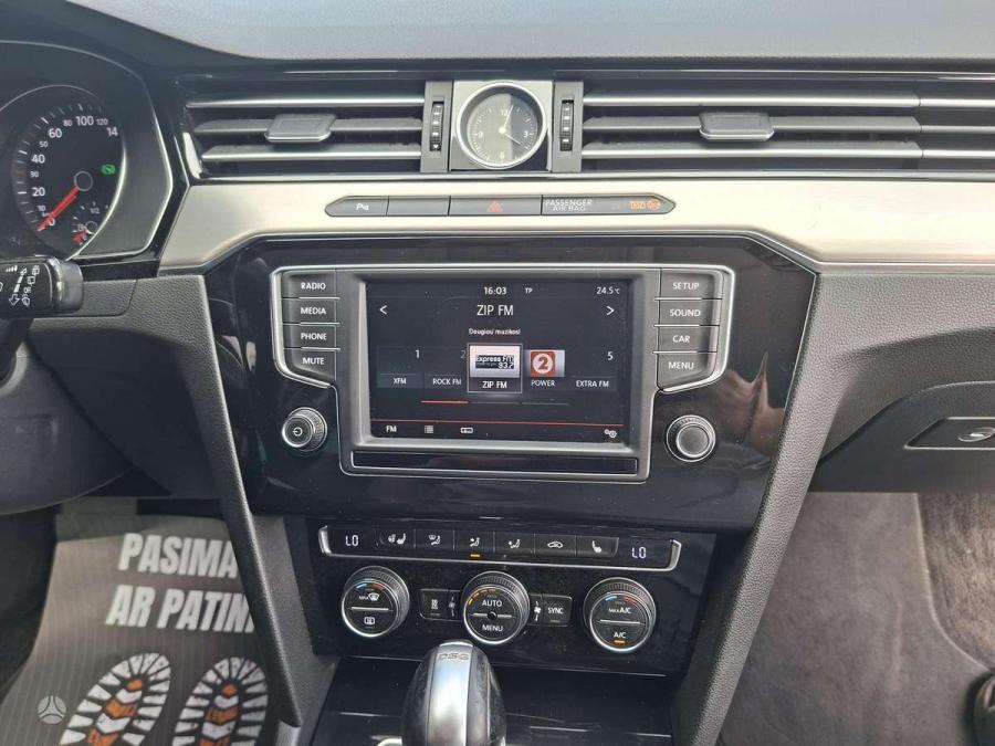 Grey Volkswagen Passat 2015 in Silute, with an engine capacity of 1.97 L and mileage of 380 thousand km for 5700 €, photo 19 on AUTOMOTO.COM.LV