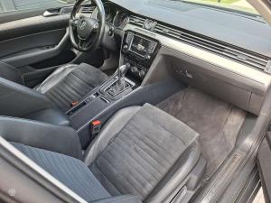 Grey Volkswagen Passat 2015 in Silute, with an engine capacity of 1.97 L and mileage of 380 thousand km for 5700 €, photo 23 on AUTOMOTO.COM.LV