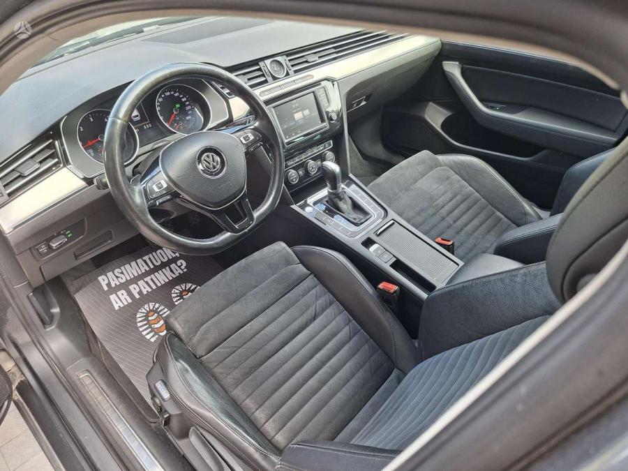 Grey Volkswagen Passat 2015 in Silute, with an engine capacity of 1.97 L and mileage of 380 thousand km for 5700 €, photo 25 on AUTOMOTO.COM.LV