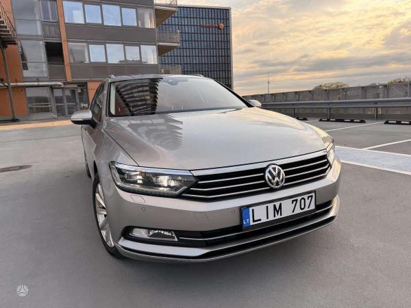 Pelēks Volkswagen Passat 2015 Viļņa, ar dzinēja tilpumu 1.60 L un nobraukumu 266 tūkst. km par 9750 €, foto 1 vietnē AUTOMOTO.COM.LV