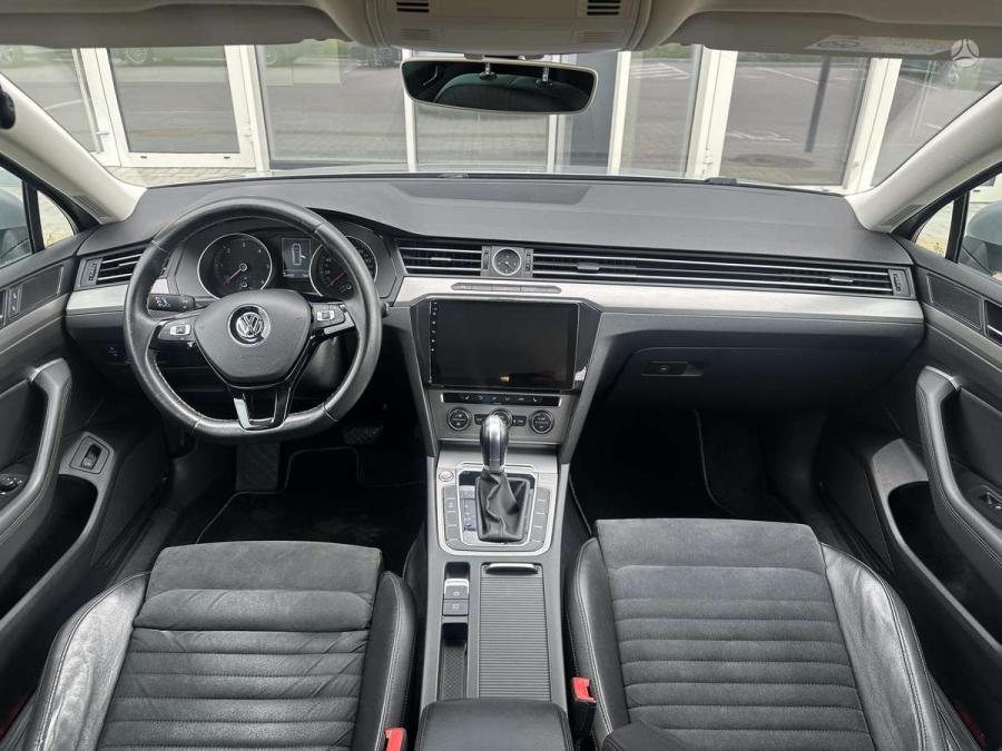 Grey Volkswagen Passat 2015 in Vilnius, with an engine capacity of 1.97 L and mileage of 364 thousand km for 7000 €, photo 14 on AUTOMOTO.COM.LV