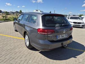 Grey Volkswagen Passat 2015 in Taurage, with an engine capacity of 1.60 L and mileage of 289 thousand km for 7500 €, photo 8 on AUTOMOTO.COM.LV