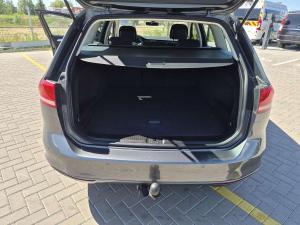 Grey Volkswagen Passat 2015 in Taurage, with an engine capacity of 1.60 L and mileage of 289 thousand km for 7500 €, photo 12 on AUTOMOTO.COM.LV