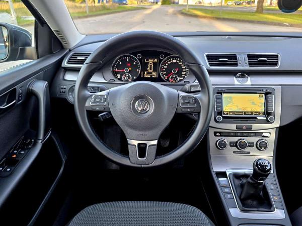 Pelēks Volkswagen Passat 2015 Tauragė, ar dzinēja tilpumu 1.97 L un nobraukumu 293 tūkst. km par 6000 €, foto 10 vietnē AUTOMOTO.COM.LV
