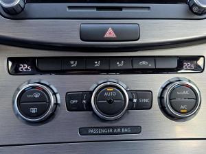 Grey Volkswagen Passat 2015 in Taurage, with an engine capacity of 1.97 L and mileage of 293 thousand km for 6000 €, photo 22 on AUTOMOTO.COM.LV