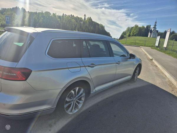 Pelēks Volkswagen Passat 2015 Telšiai, ar dzinēja tilpumu 1.97 L un nobraukumu 335 tūkst. km par 8000 €, foto 4 vietnē AUTOMOTO.COM.LV