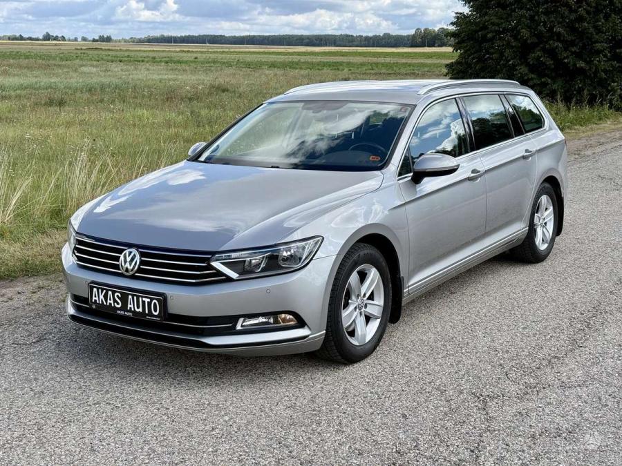 Grey Volkswagen Passat 2015 in Vilkaviskis, with an engine capacity of 1.97 L and mileage of 223 thousand km for 8700 €, photo 1 on AUTOMOTO.COM.LV