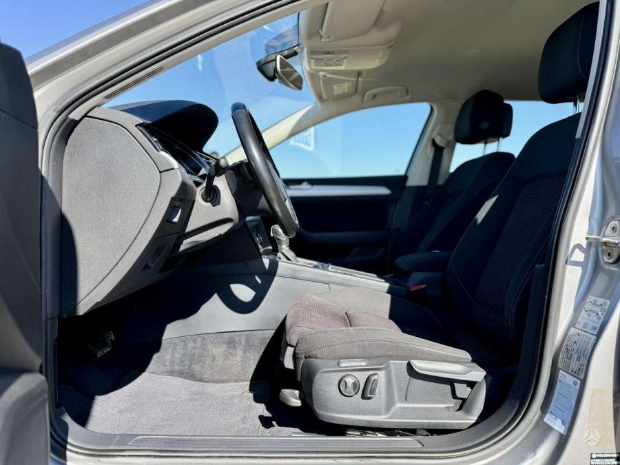 Grey Volkswagen Passat 2015 in Vilkaviskis, with an engine capacity of 1.97 L and mileage of 223 thousand km for 8700 €, photo 10 on AUTOMOTO.COM.LV