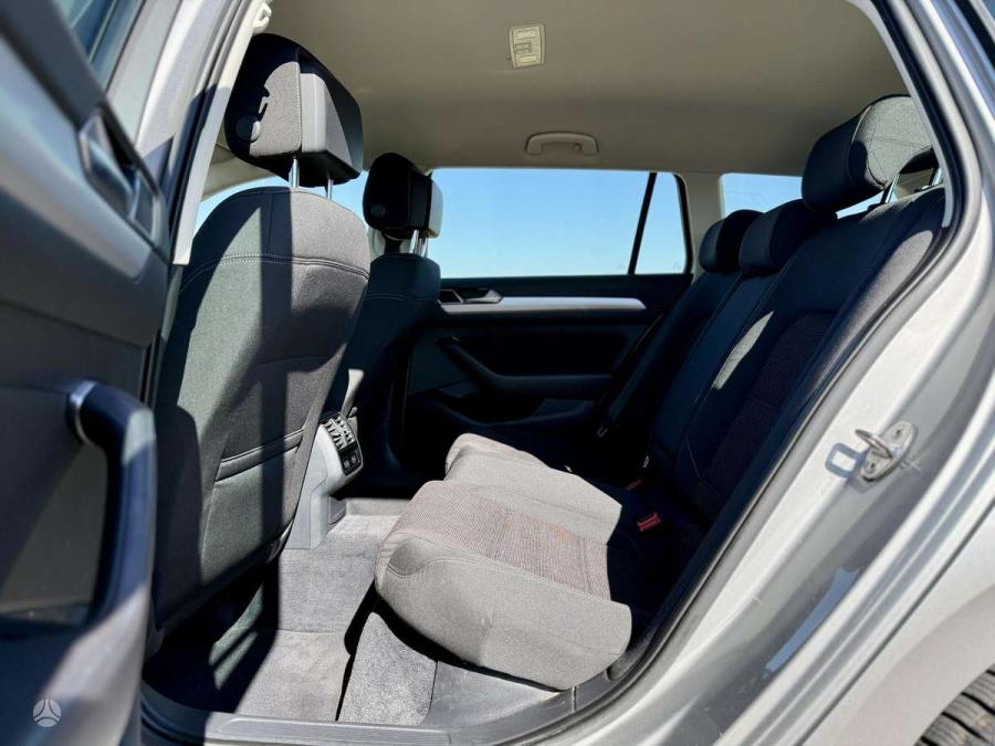 Grey Volkswagen Passat 2015 in Vilkaviskis, with an engine capacity of 1.97 L and mileage of 223 thousand km for 8700 €, photo 20 on AUTOMOTO.COM.LV